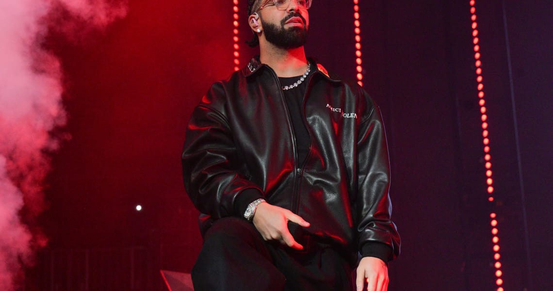 Drake Transforms Theme Park Into Art Extravaganza In Los Angeles ...